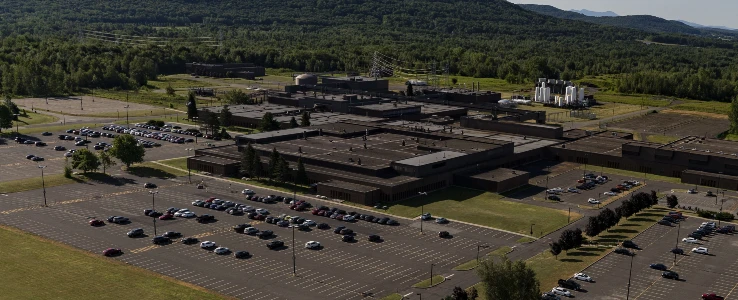 IBM and Deca to launch advanced chip packaging in Quebec