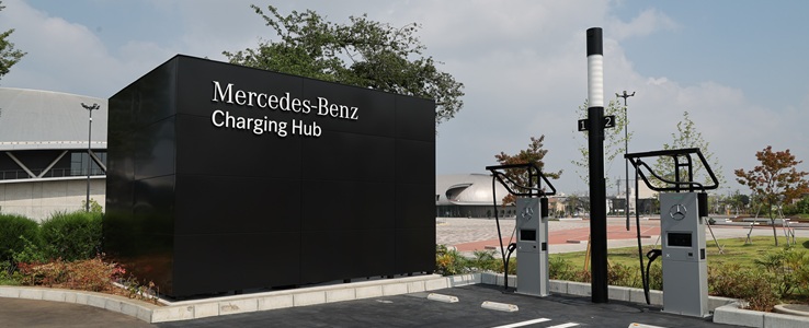 PowerX, Mercedes-Benz launch EV charging hub in Japan