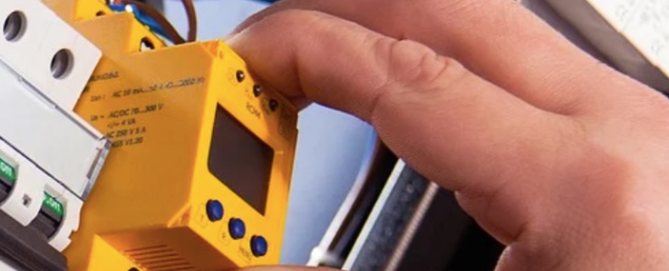 Silicon Box opens $2bn semiconductor factory in Singapore